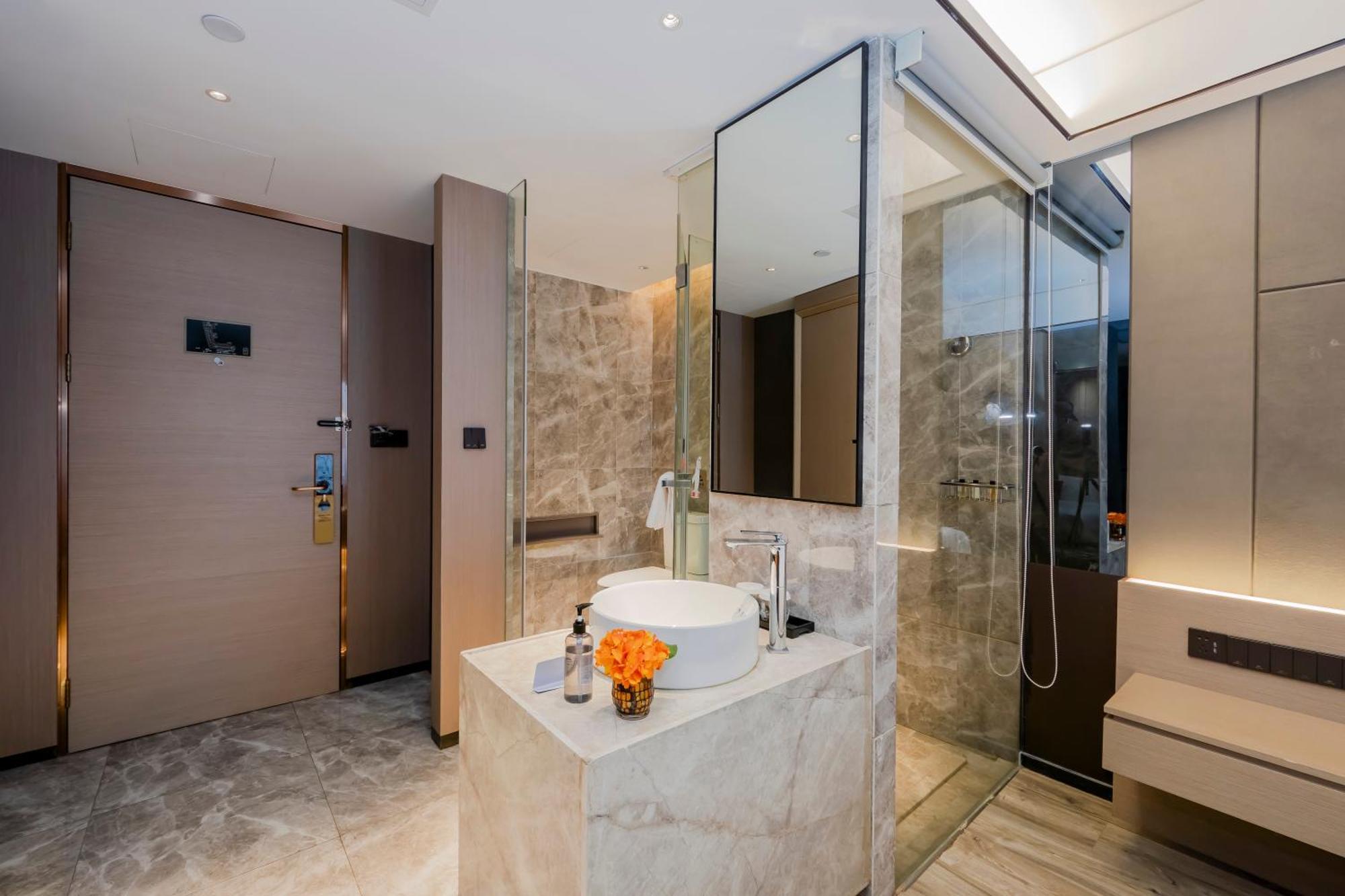 HOTEL YITEL PREMIUM | ⋆⋆⋆⋆ | SHANGHAI, CHINA | SEASON DEALS FROM $95
