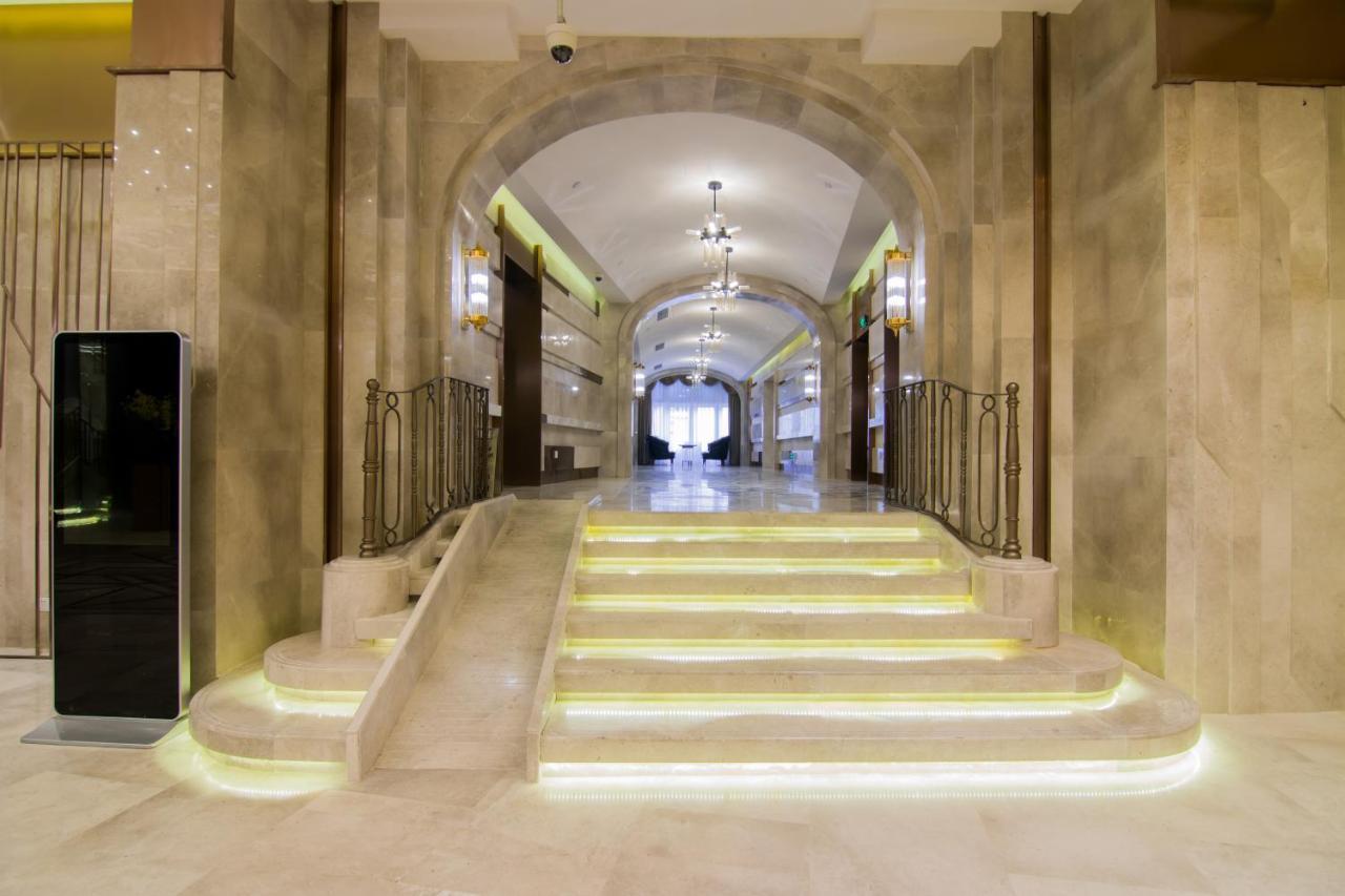 HOTEL YITEL PREMIUM | ⋆⋆⋆⋆ | SHANGHAI, CHINA | SEASON DEALS FROM $95
